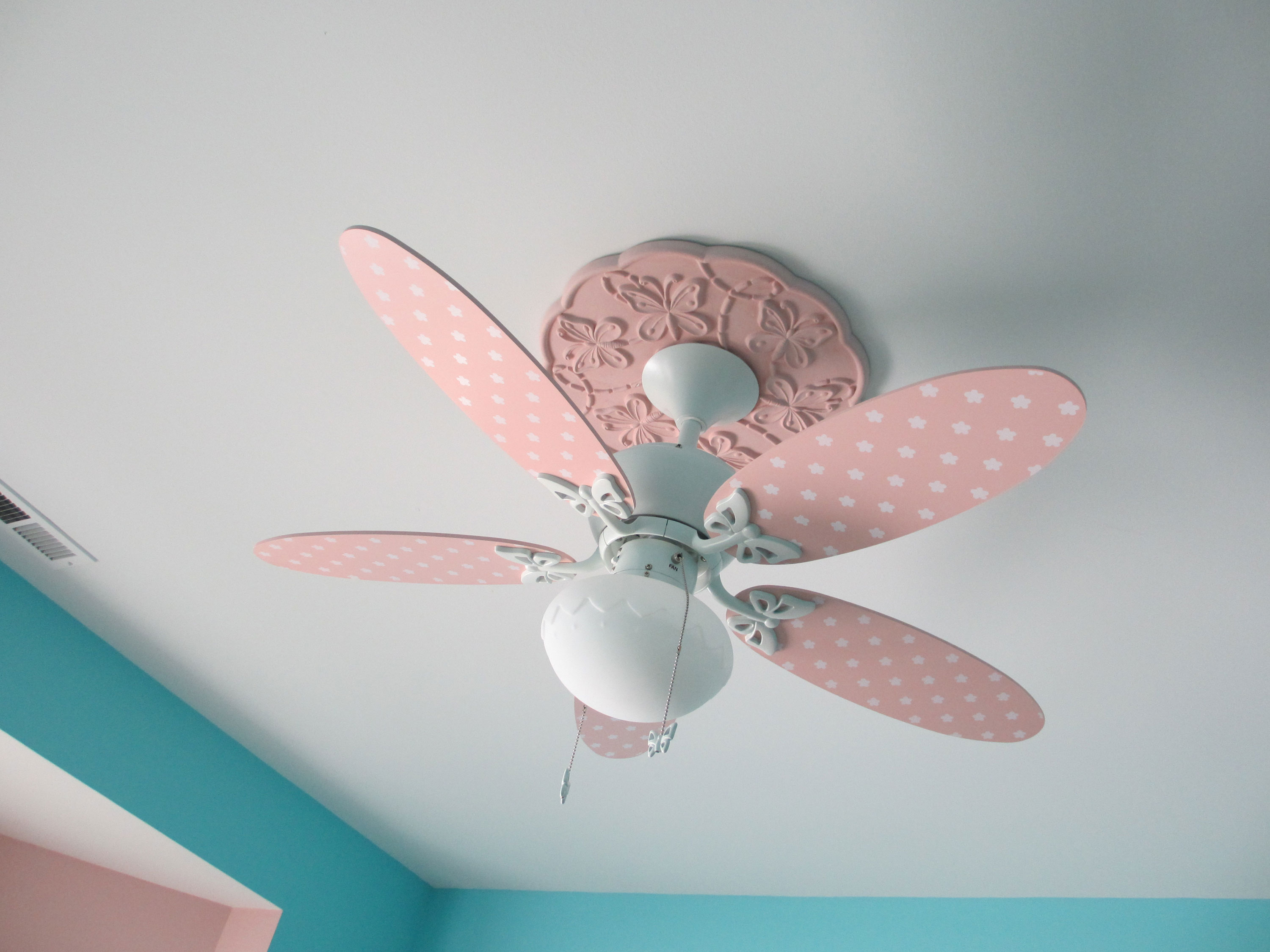 Butterfly-Ceiling-Medallion – Depot Digest