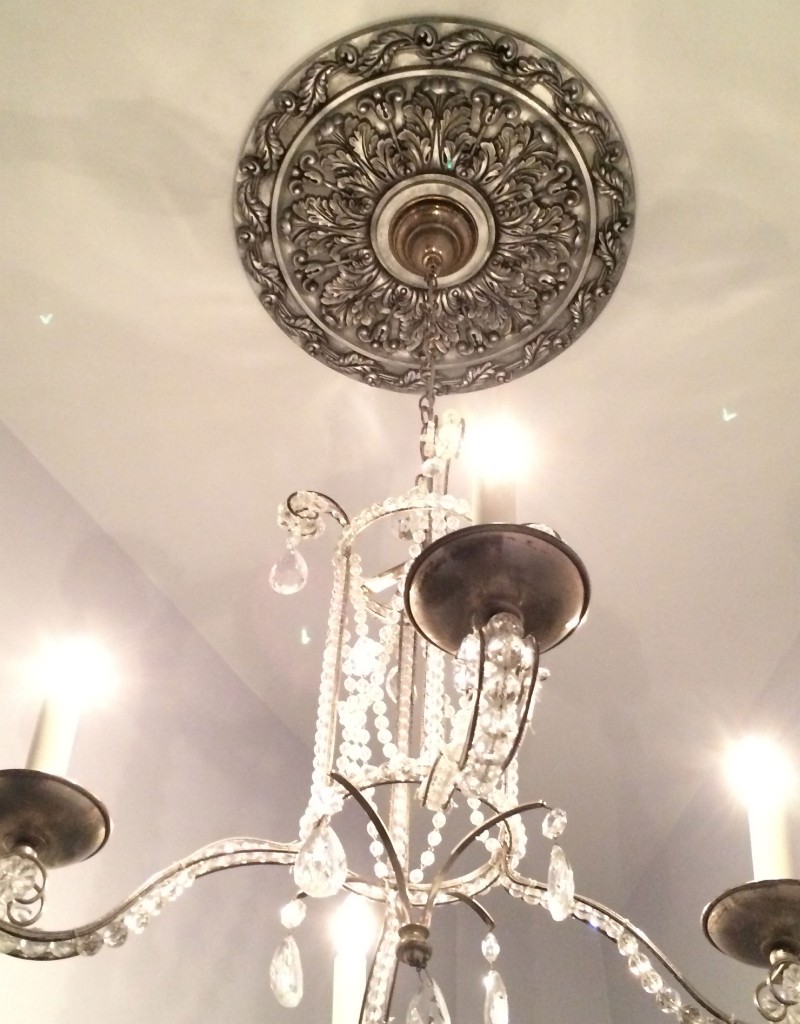 Spring-Leaf-Ceiling-Medallion – Depot Digest